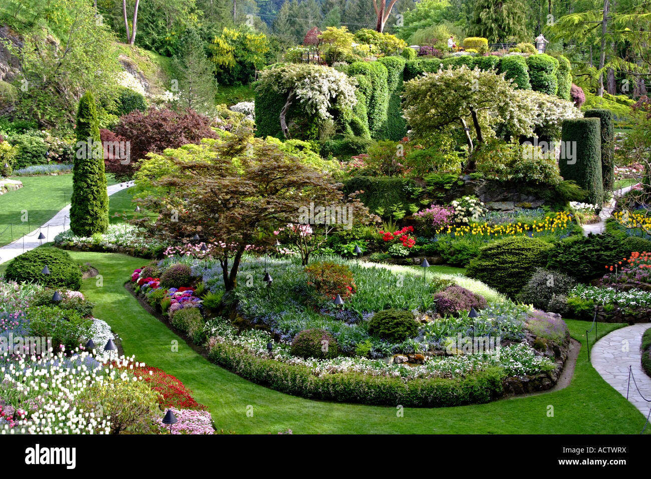THE HEAVEN ON EARTH NAMED BUCHART GARDENS IN VICTORIA ISLAND Stock ...