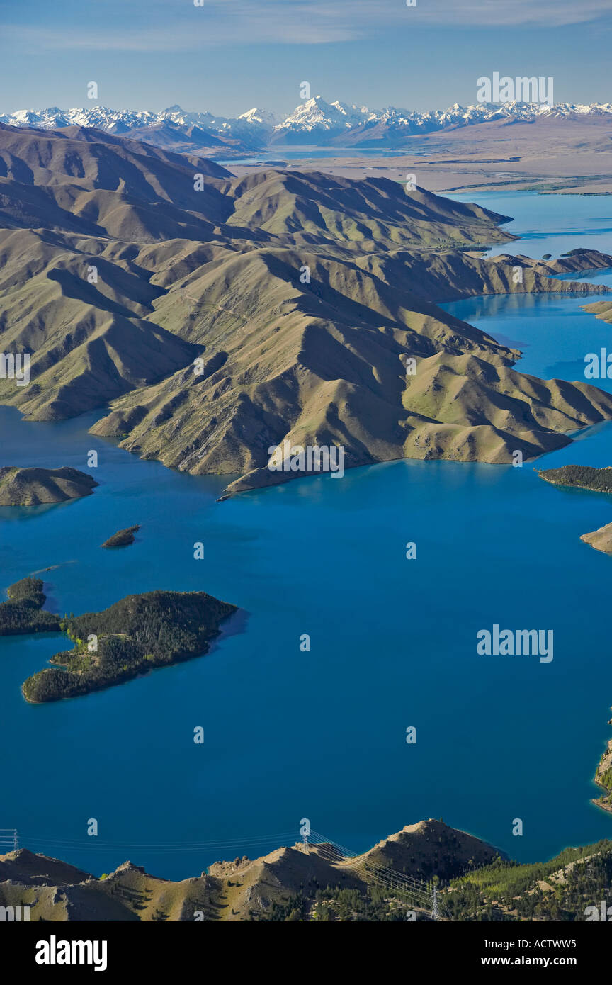 Junction island lake benmore waitaki hi-res stock photography and ...