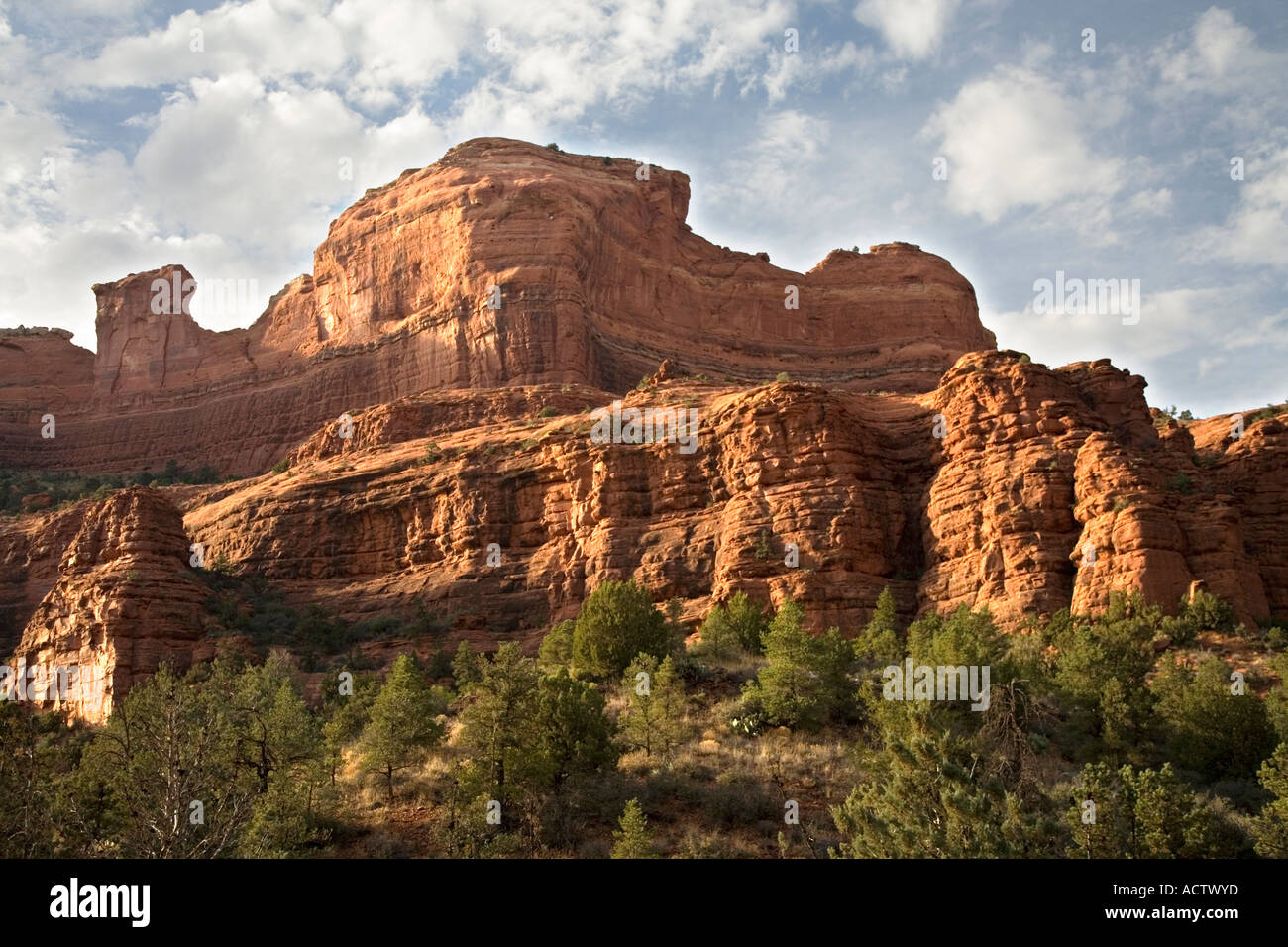 Red rocks at sunset, Schnebly Hill Road, Oak Creek Canyon, Sedona ...