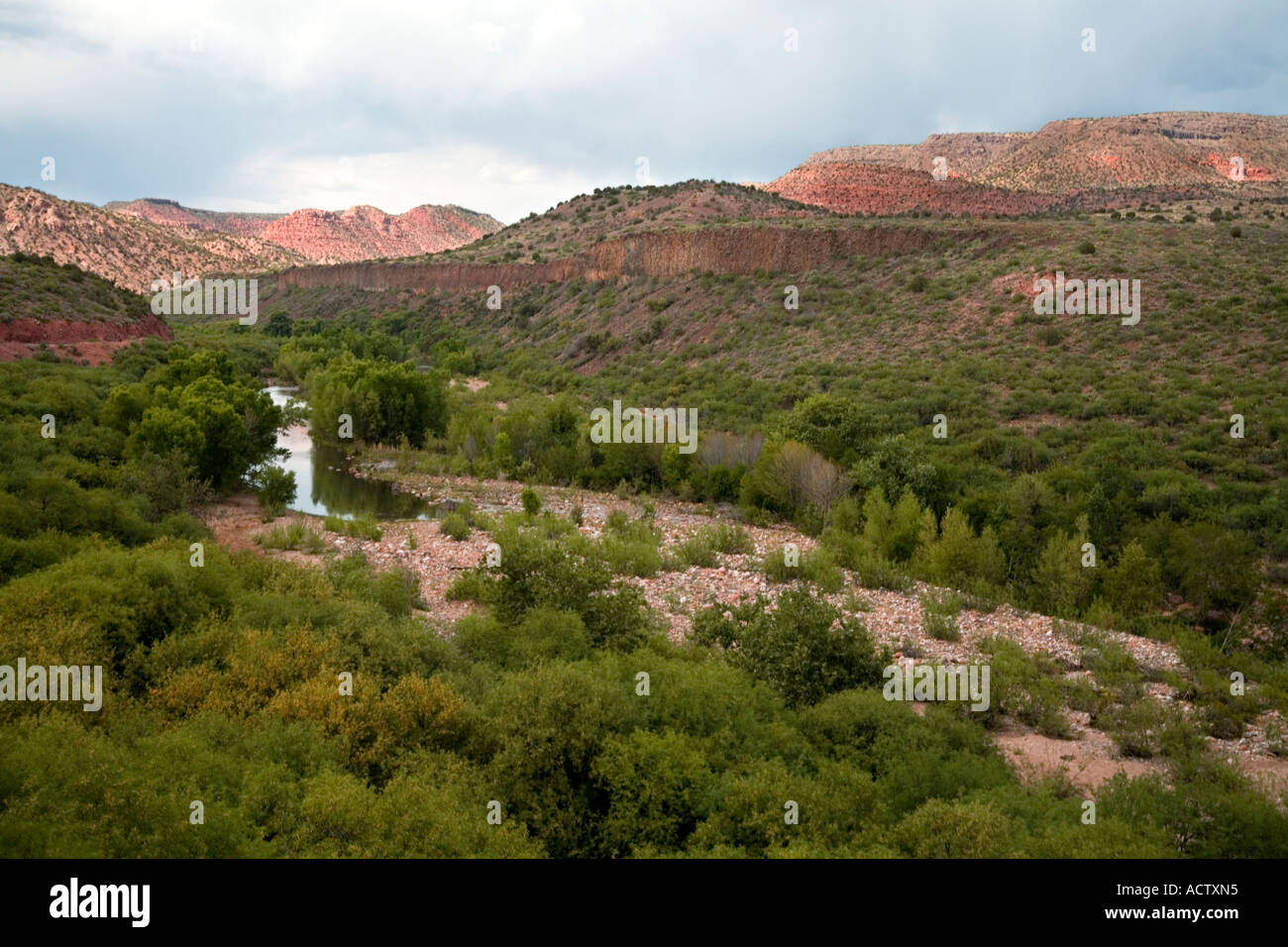 Sedona verde valley river hi-res stock photography and images - Alamy