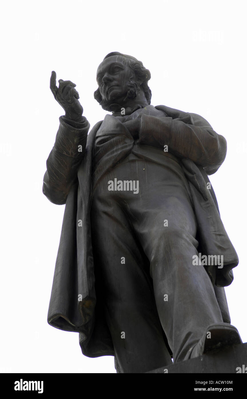 Richard Cobden Statue High Resolution Stock Photography and Images - Alamy