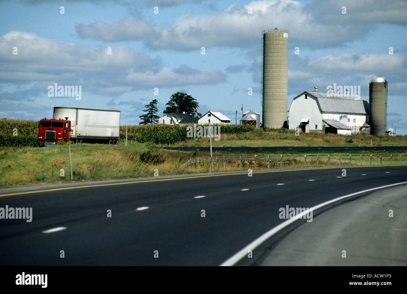Divided highway, New York State, USA Stock Photo - Alamy