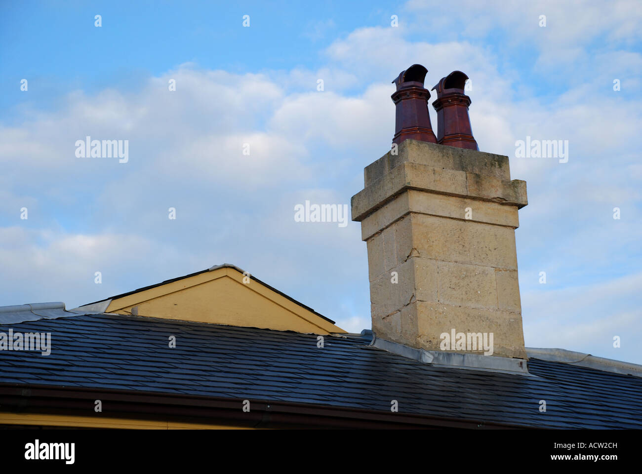 CHIMNEY COLONIAL HOUSE SOUTH HEAD Stock Photo - Alamy