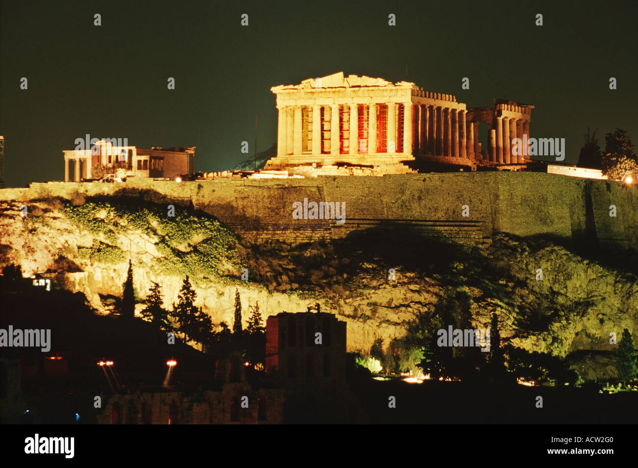The parthenon on the Acropolis at dusk in Athens, Greece Stock Photo - Alamy
