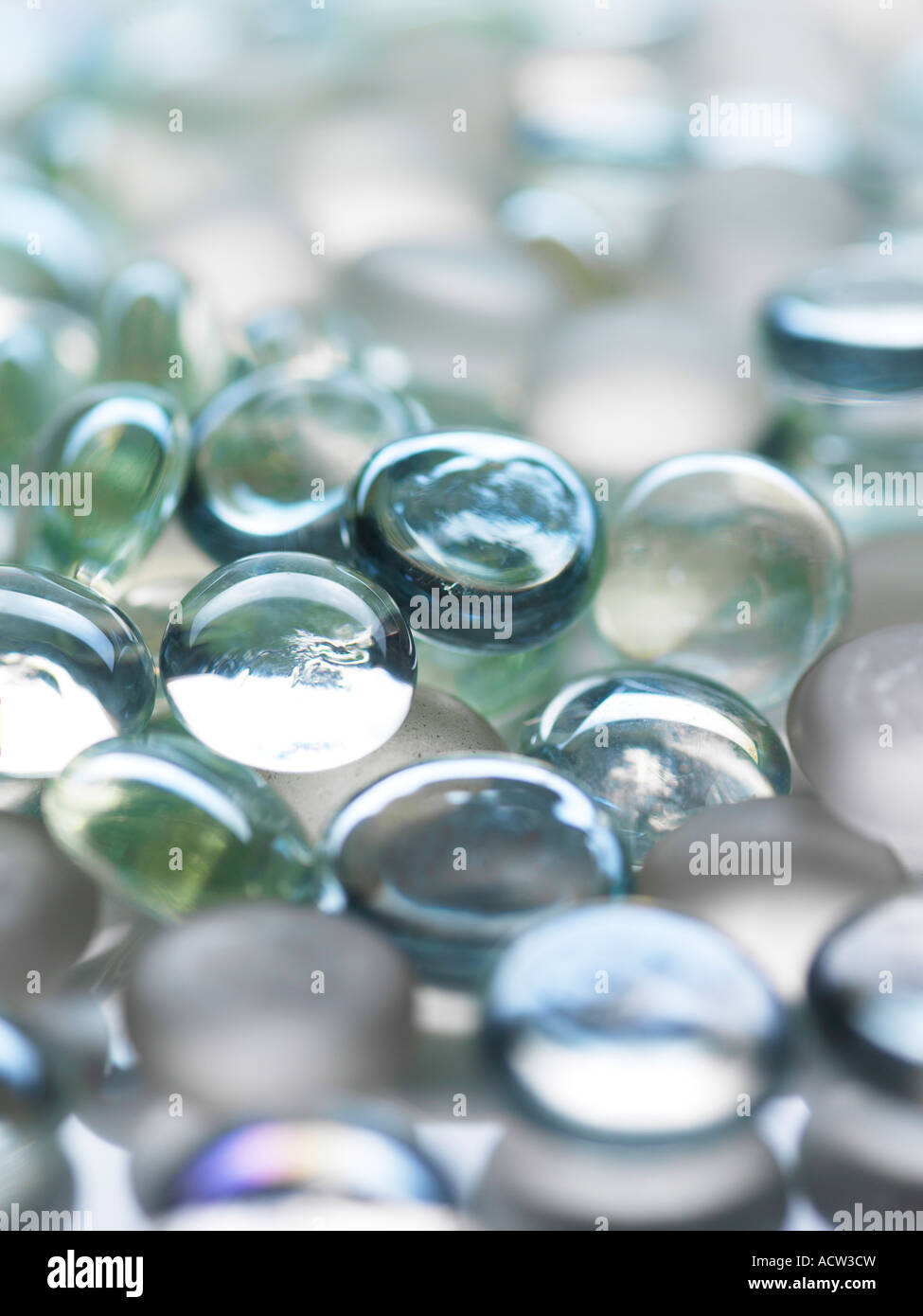 Plastic pearl hi-res stock photography and images - Alamy