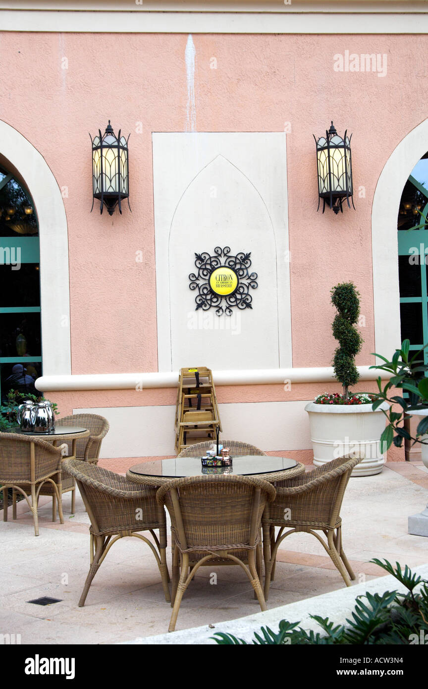 An outdoor restaurant table at the J W Marriott Resort in Orlando ...