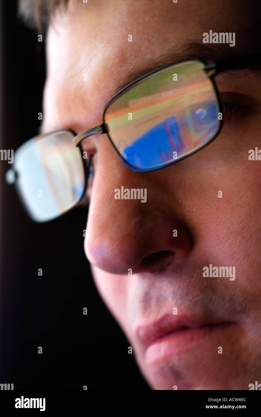 Glasses reflect screen hi-res stock photography and images - Alamy