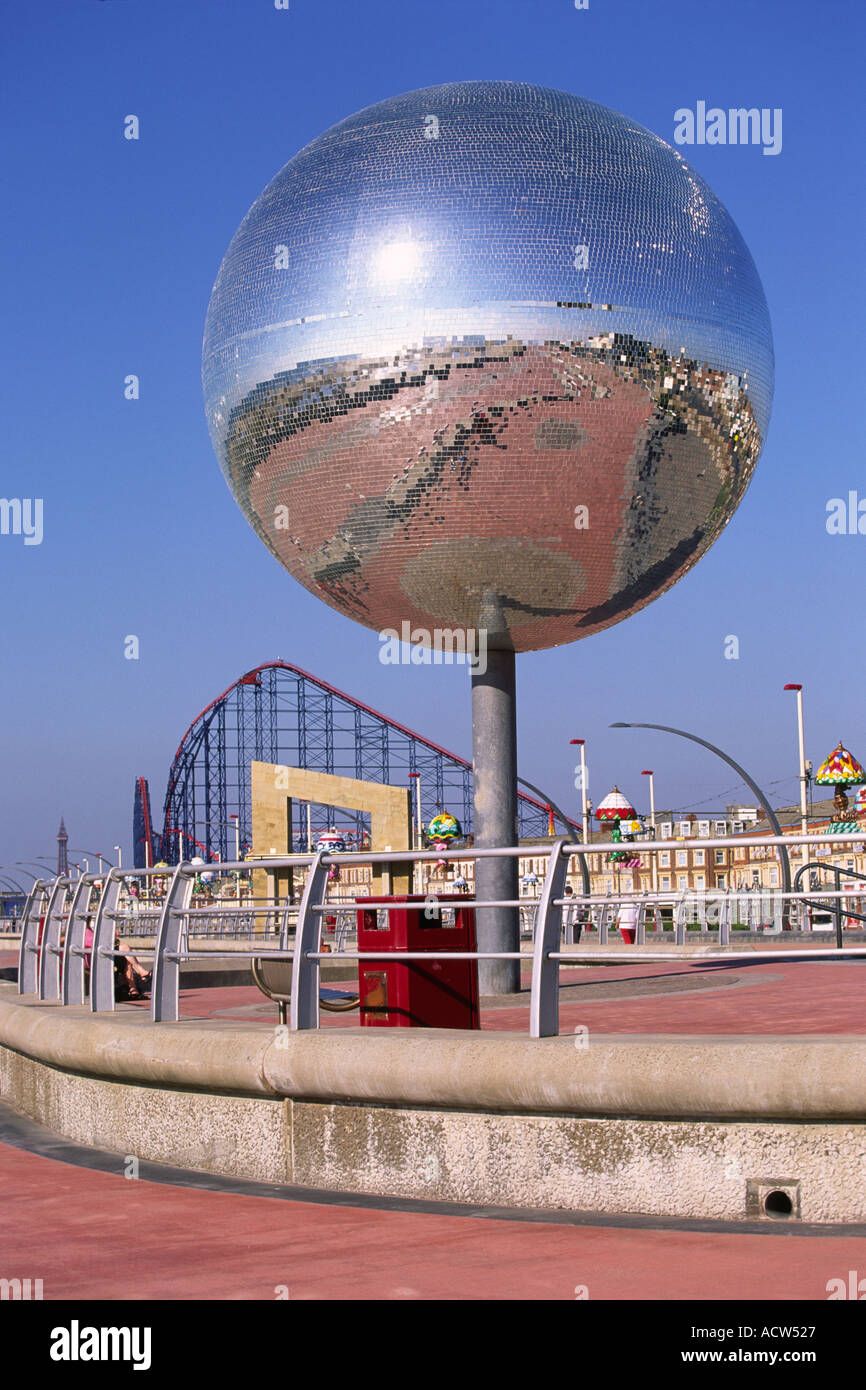 Blackpool tower sculpture promenade hi-res stock photography and images ...