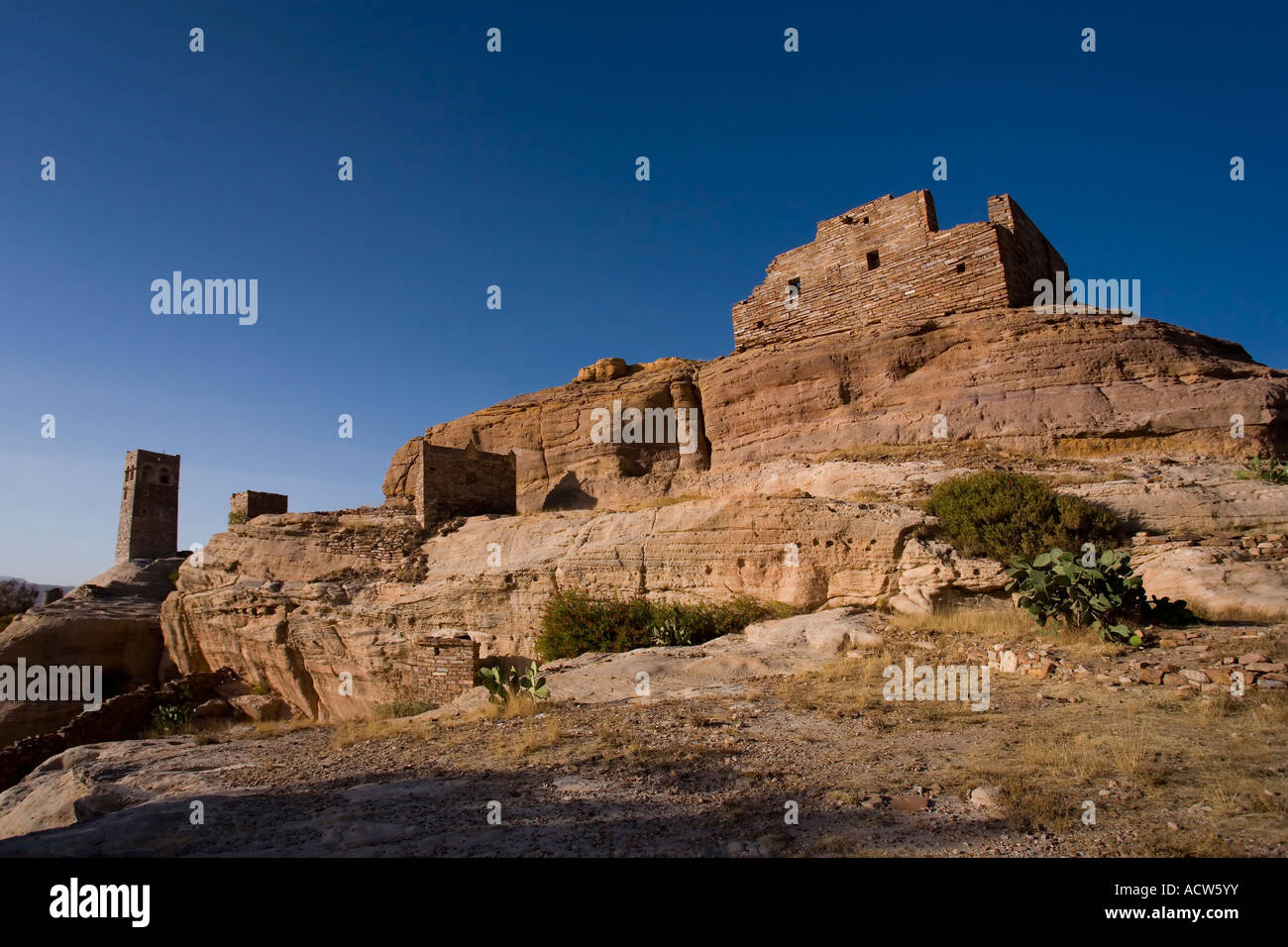 Thulla Fort Hesn Thulla with its towers and granaries above the old ...