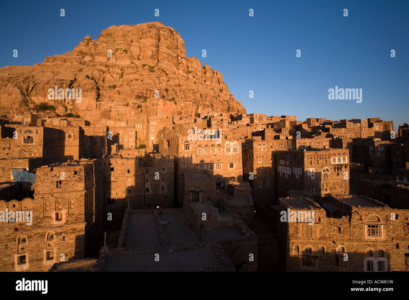 The beautiful architecture of the old city of Thulla at sunrise Yemen ...