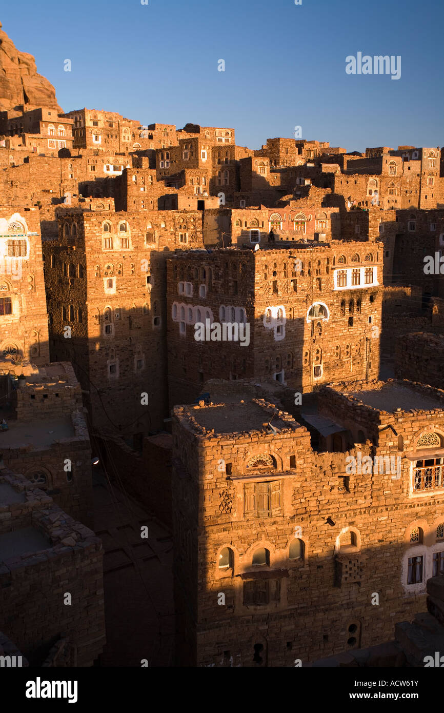 The beautiful architecture of the old city of Thulla at sunrise Yemen ...