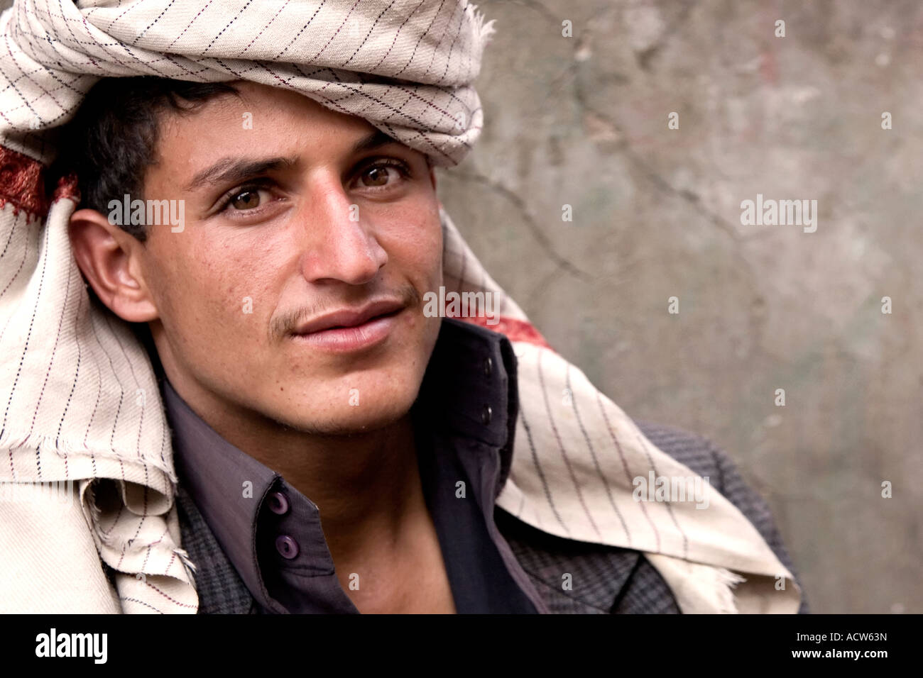 Portrait man sanaa yemen arab hi-res stock photography and images - Alamy