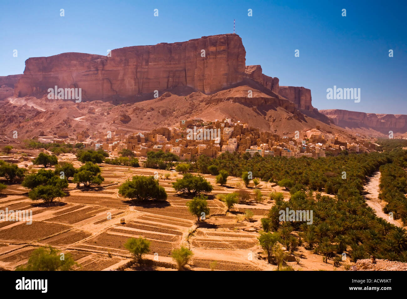 Wadi Dawan Yemen Stock Photo - Alamy