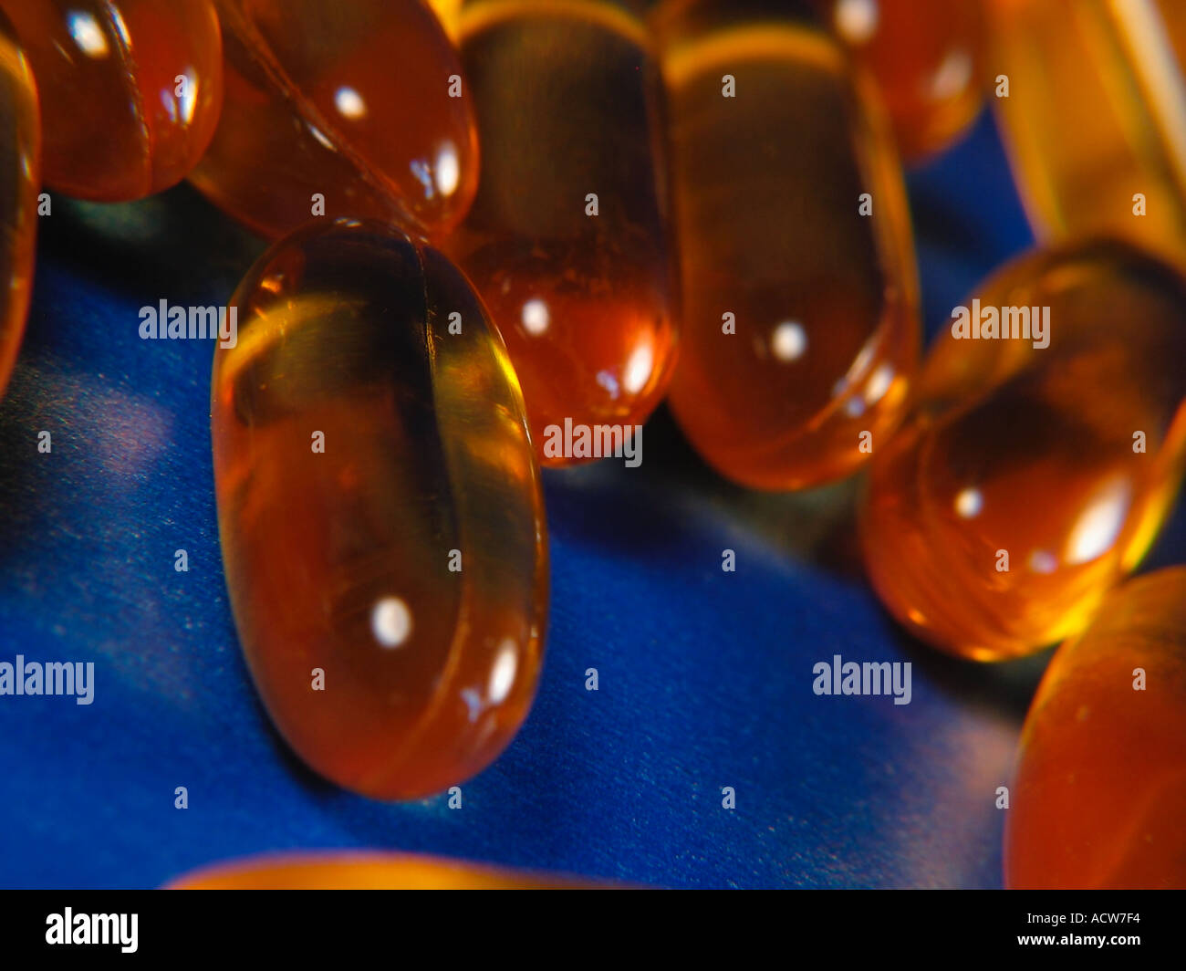 Gelcap capsules hi-res stock photography and images - Alamy