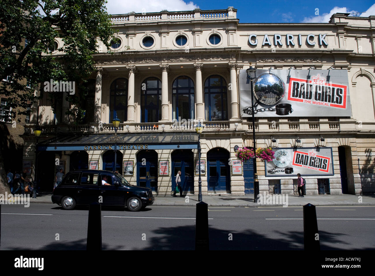Garrick Theatre London England Stock Photo - Alamy