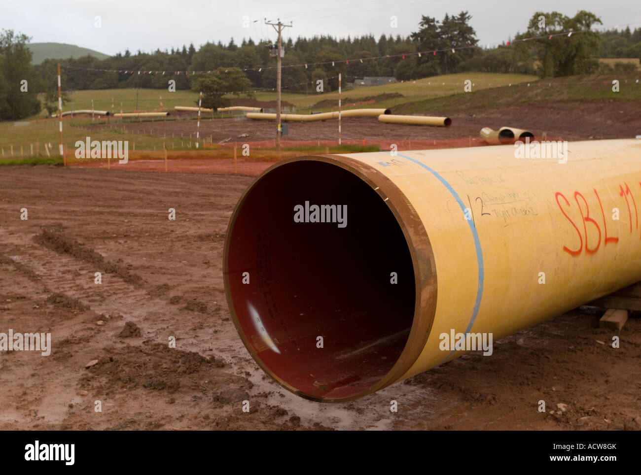 Gas LNG liquid natural gas pipeline from Milford Haven to Gloucester ...
