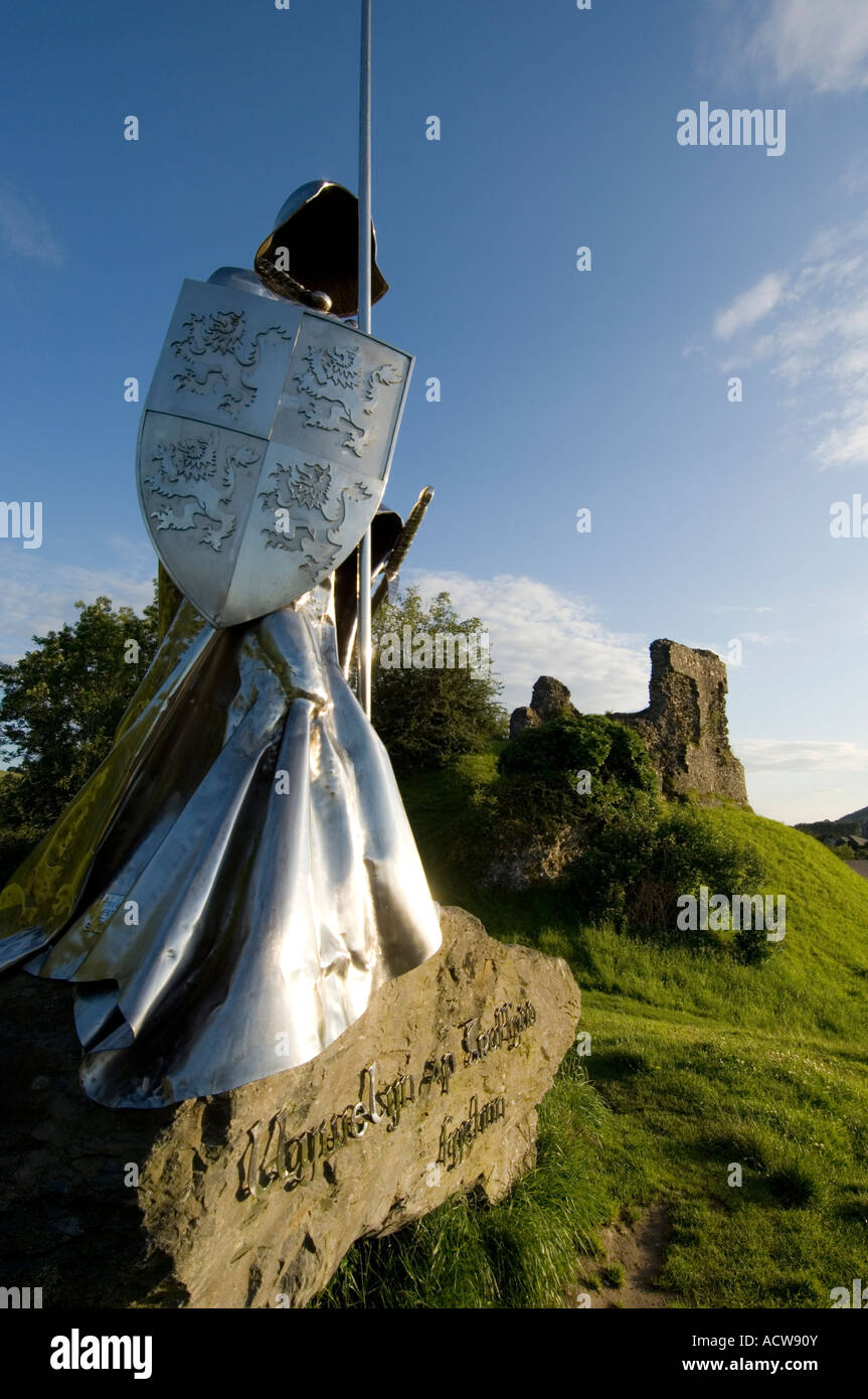 statue of llewelyn ap gruffydd by toby and gideon peterson llandovery ...