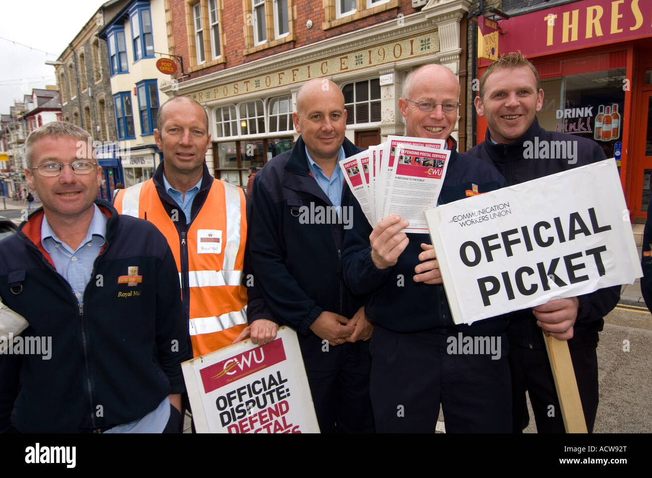 group of 5 Communications Union workers on strike Aberystwyth post ...