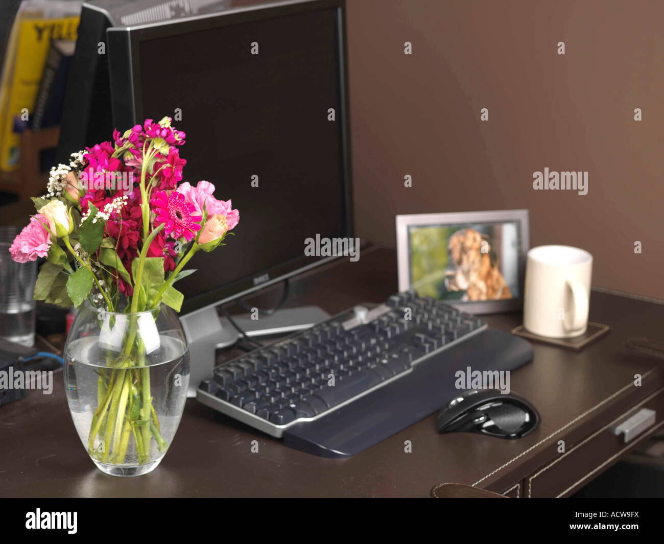 Office desk with photo frames hi-res stock photography and images - Alamy