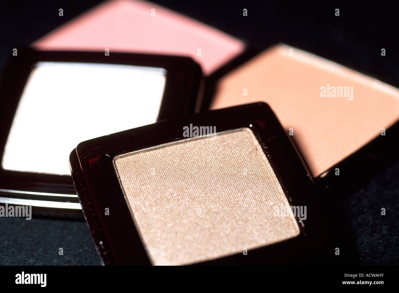 Peach eyeshadow hi-res stock photography and images - Alamy