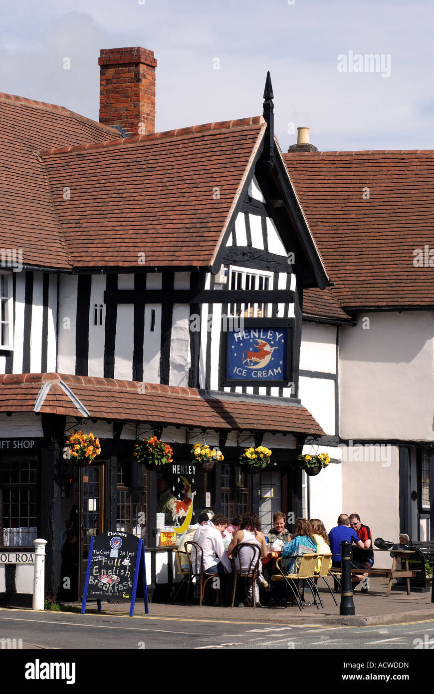 Henley Ice Cream shop, Henley in Arden, Warwickshire, England, UK Stock ...