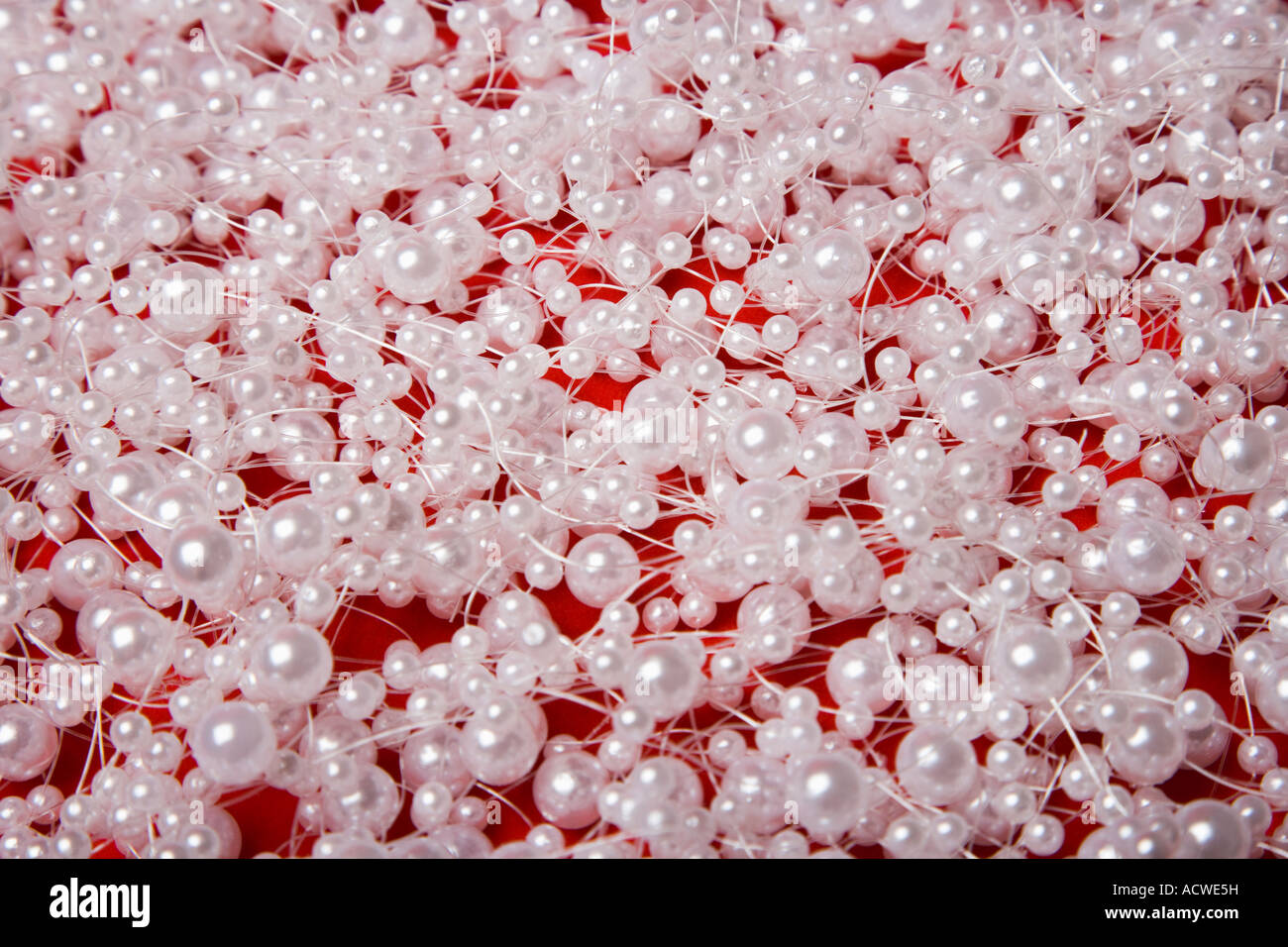 Pearl bead pattern Stock Photo - Alamy