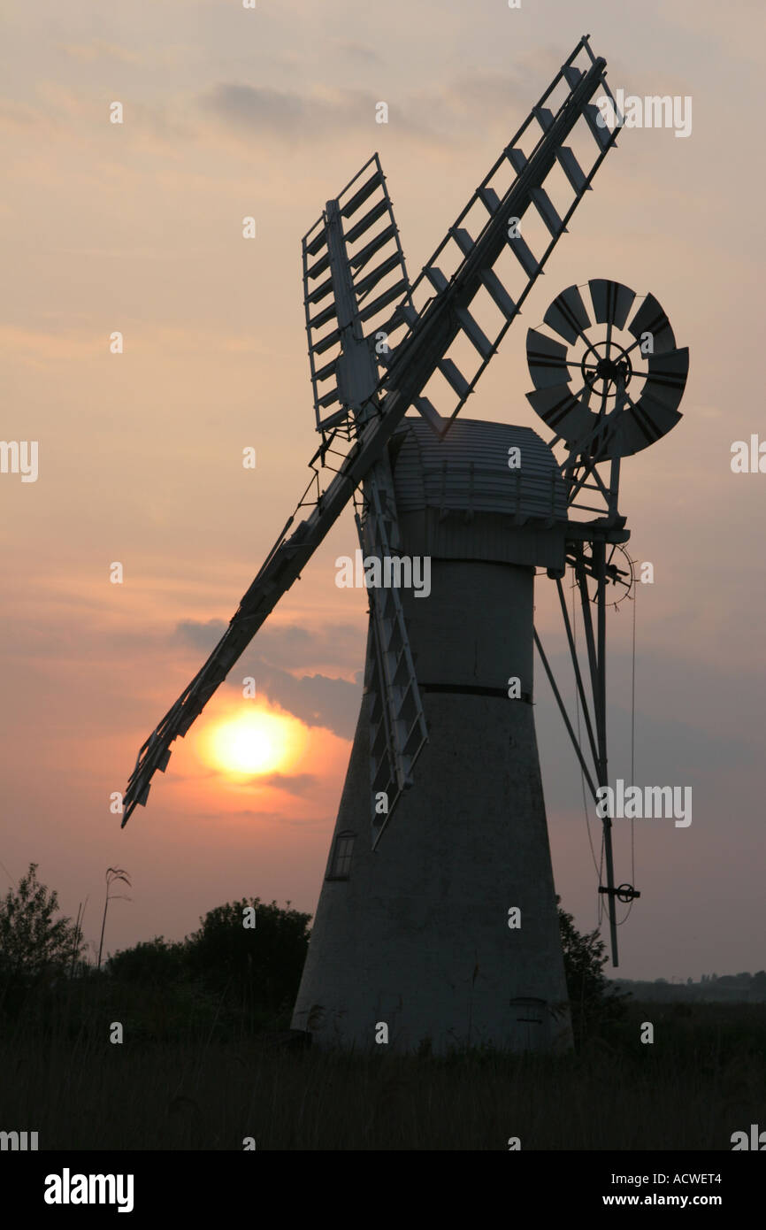 White Windmill Thurne Norfolk Broads England Stock Photo - Alamy