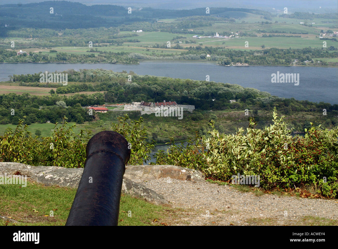 Fort ticonderoga lake champlain hi-res stock photography and images - Alamy
