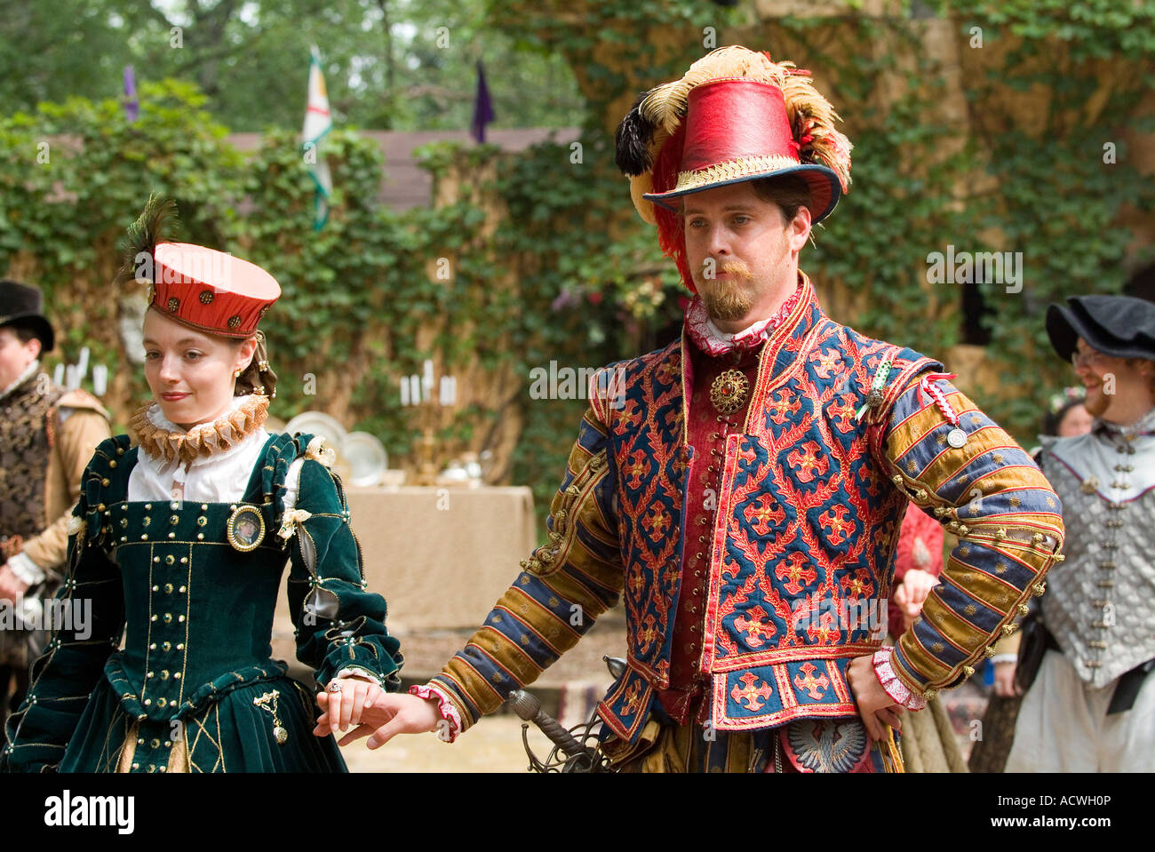 Medieval couple hi-res stock photography and images - Alamy