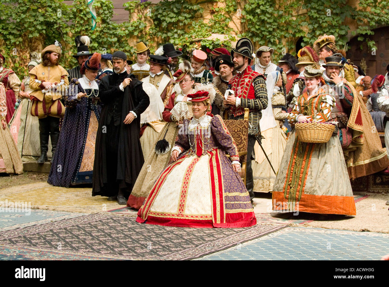 Court dignitaries and medieval hi-res stock photography and images - Alamy
