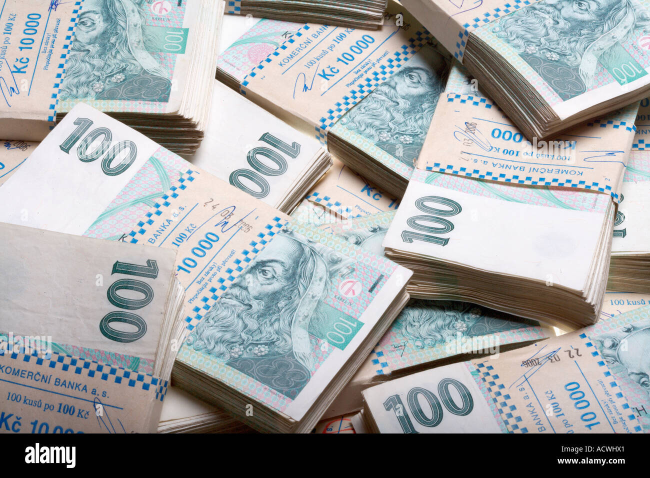 CZECH CURRENCY 100 KORUNA BILLS Stock Photo - Alamy