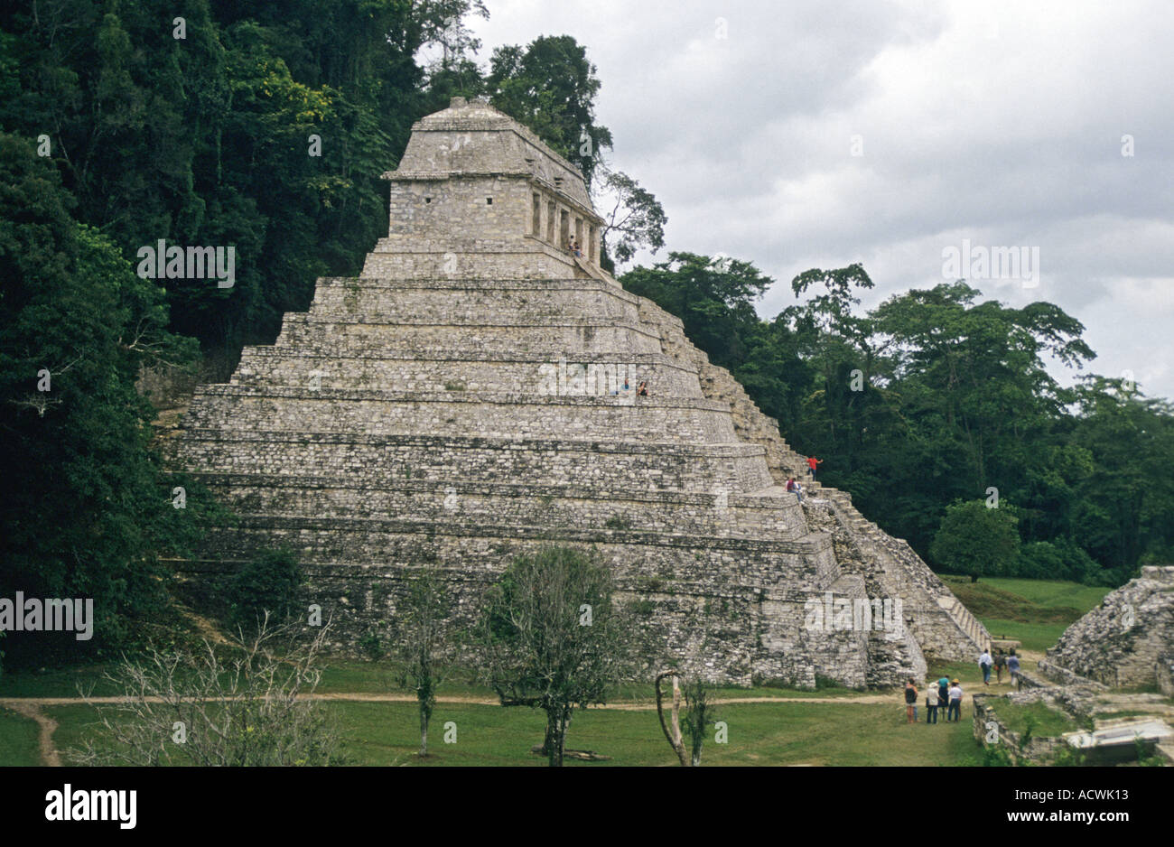 UNESCO place Palenque Maya Pyramid Stock Photo - Alamy