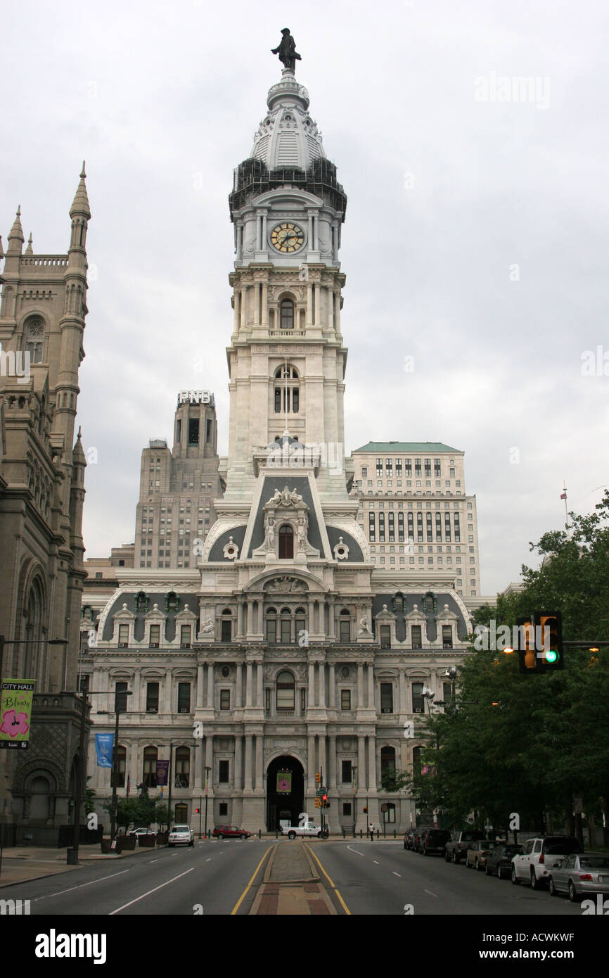 Philadelphia second empire city hall hi-res stock photography and ...