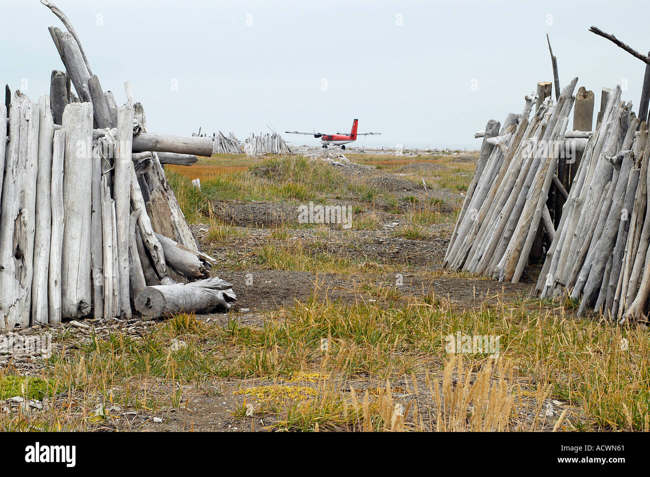 inuit hunting cabin on Hershel Island Stock Photo - Alamy