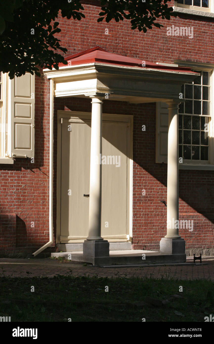 Arch Street Friends Meeting House Old City district Philadelphia ...