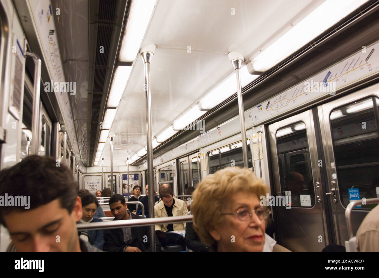 Paris metro train hi-res stock photography and images - Alamy