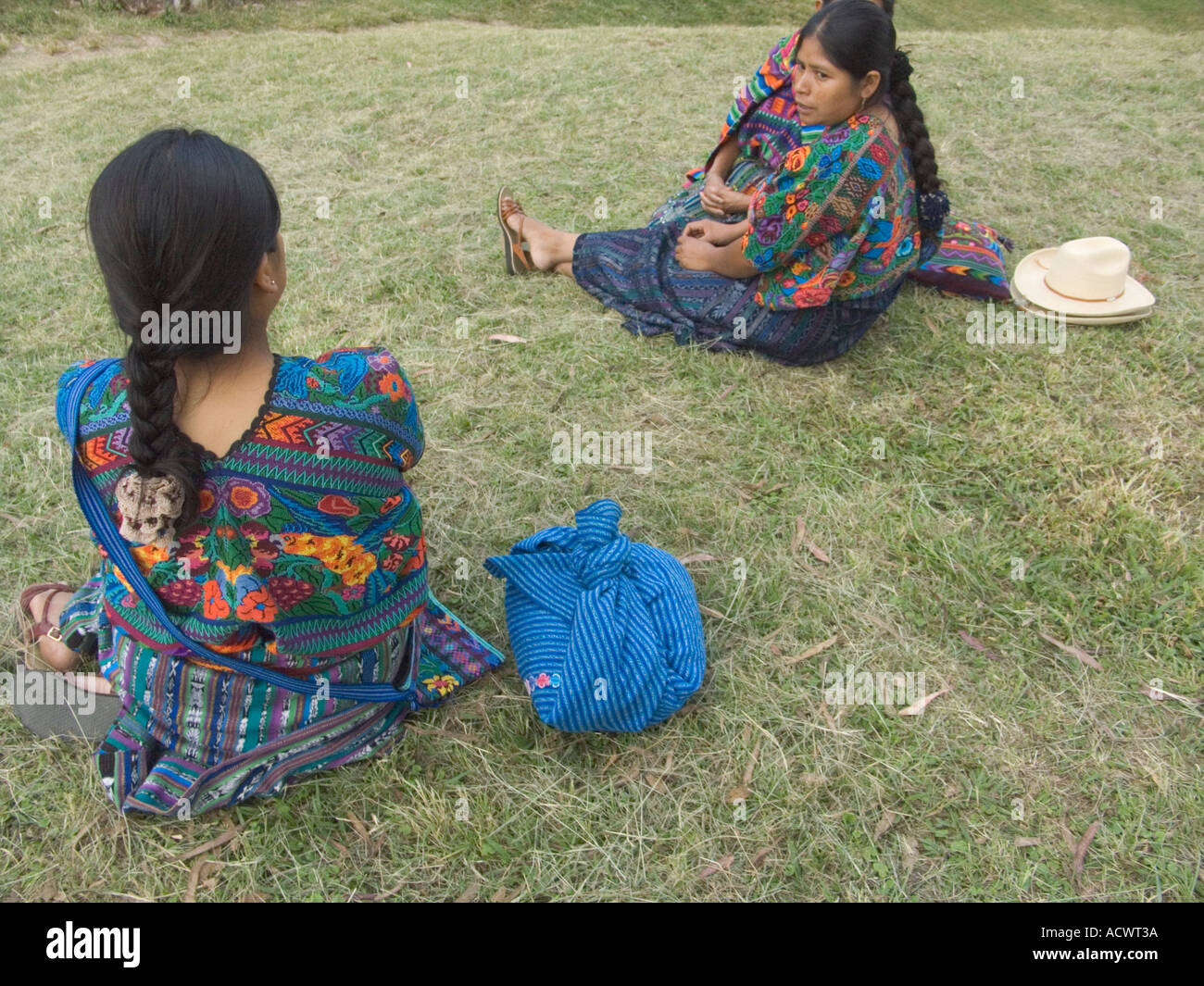 Indigenous Guatemalans in the city Stock Photo - Alamy