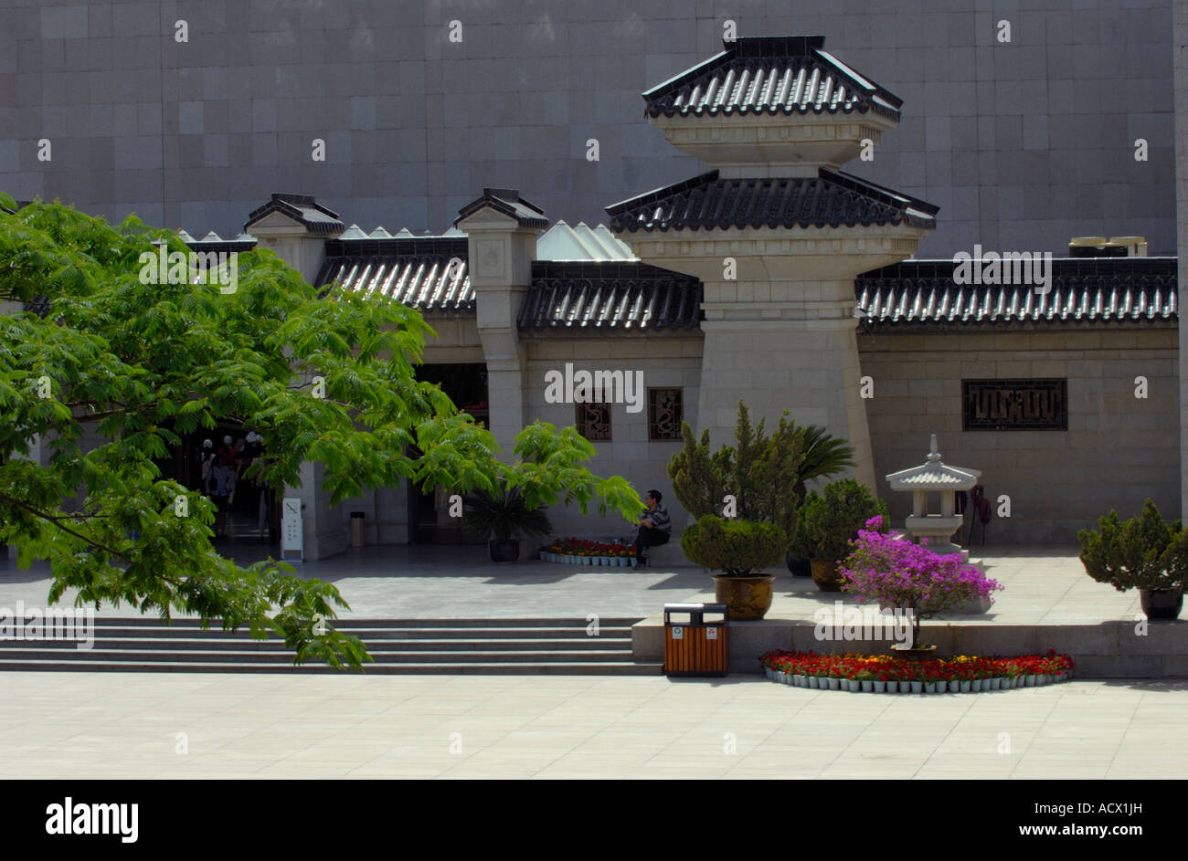 One of the gigantic vaults housing the Terracotta Warrior Army in Xian ...