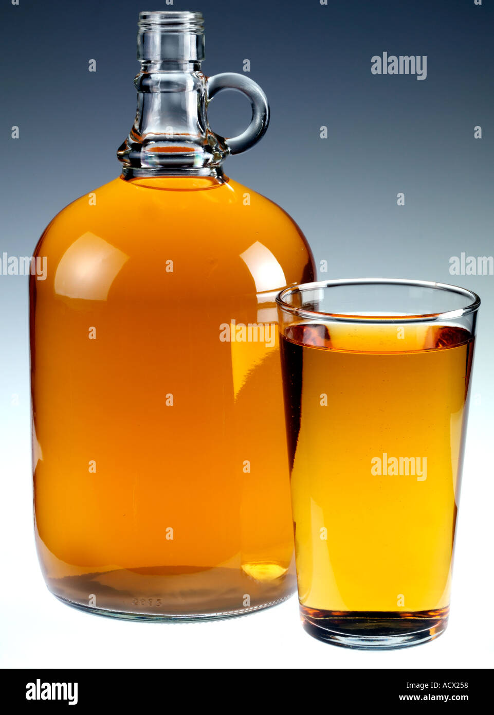 Cider flagon hi-res stock photography and images - Alamy