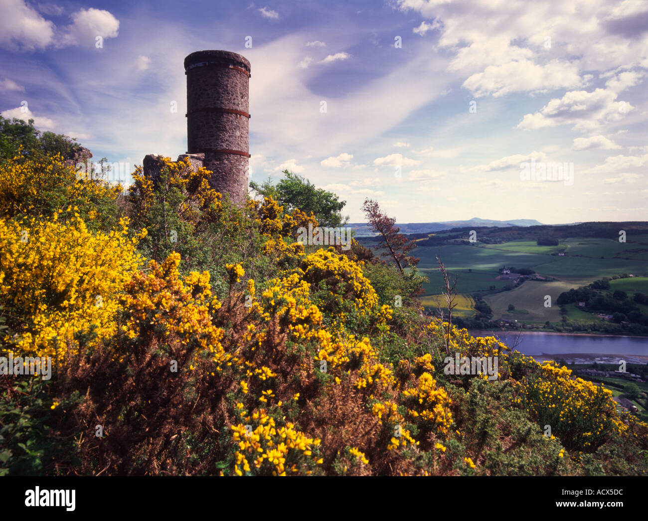 Kinnoull tower hi-res stock photography and images - Alamy