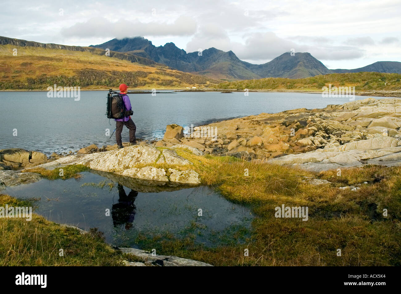 The peaks of Bla Bheinn (Blaven), Clach Glas and Garbh Bheinn over Loch ...