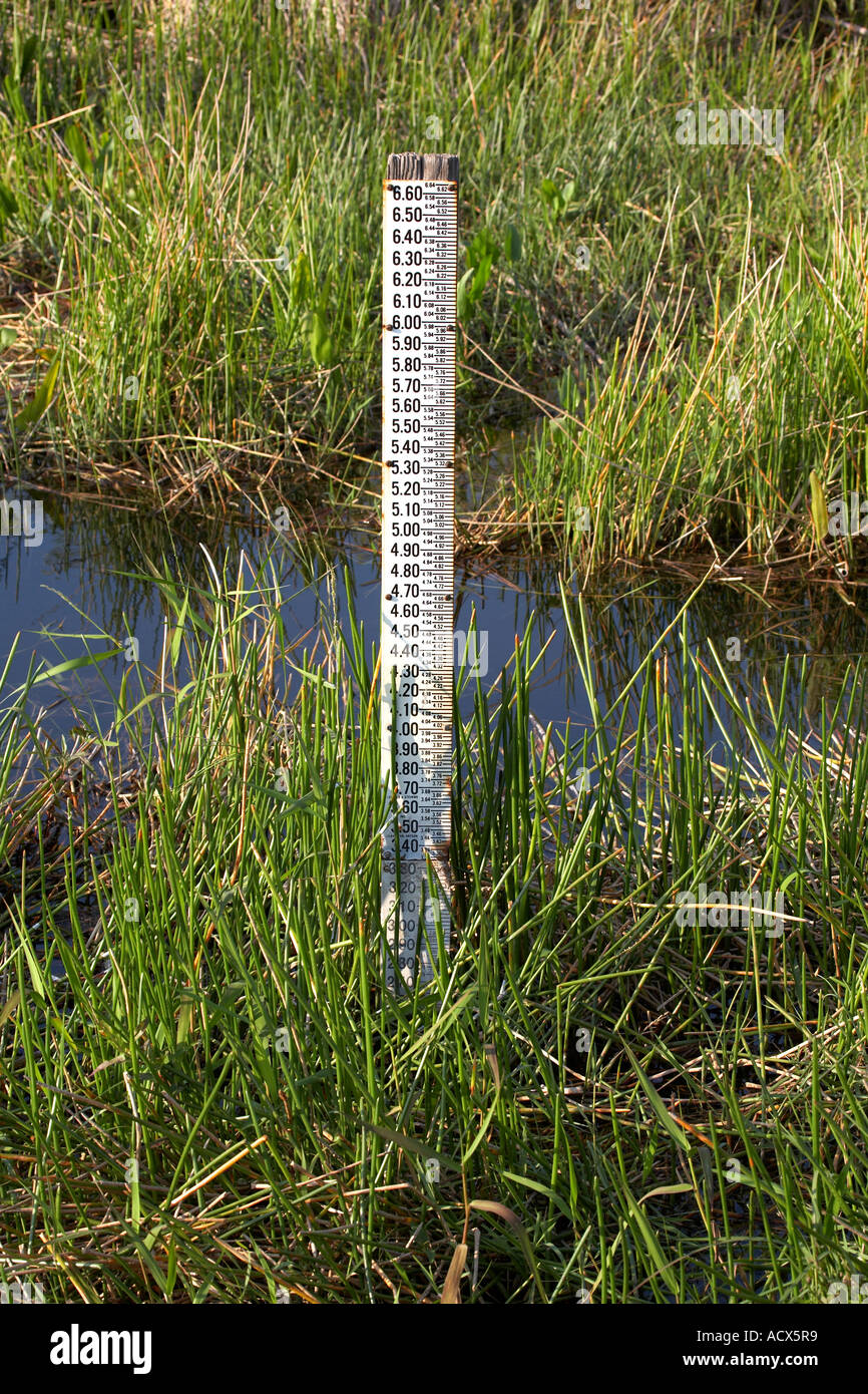 Water level gauge pole hi-res stock photography and images - Alamy
