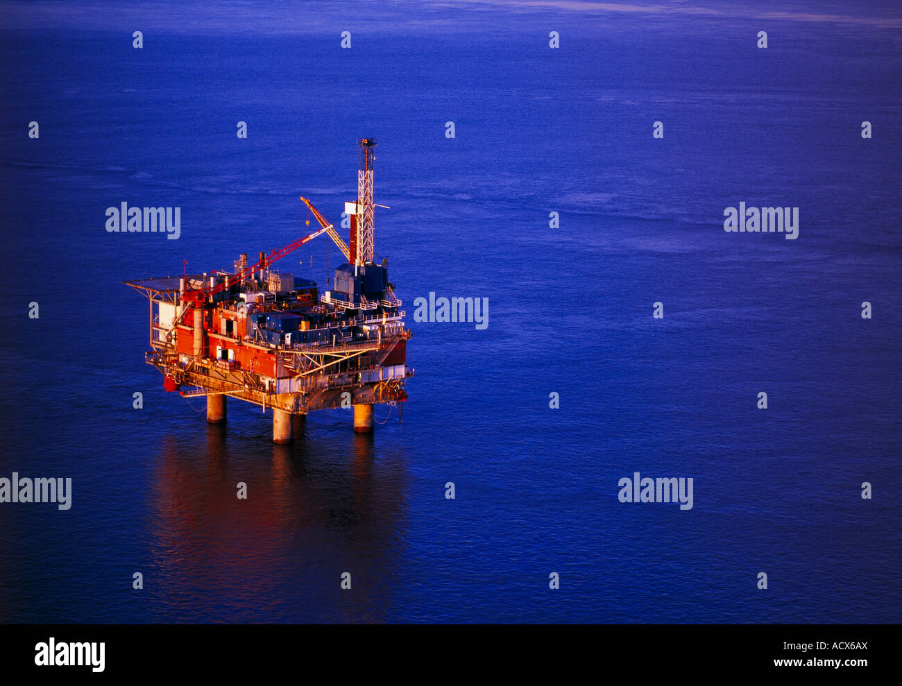 Alaska offshore gas production hi-res stock photography and images - Alamy