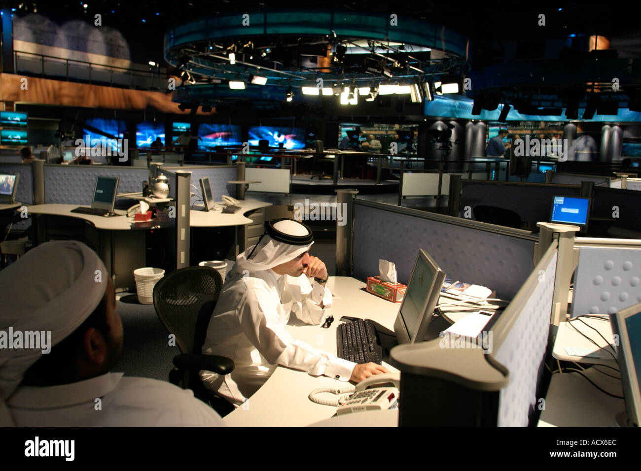Arab news tv hi-res stock photography and images - Alamy