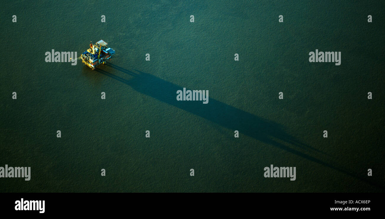 Alaska offshore gas production hi-res stock photography and images - Alamy