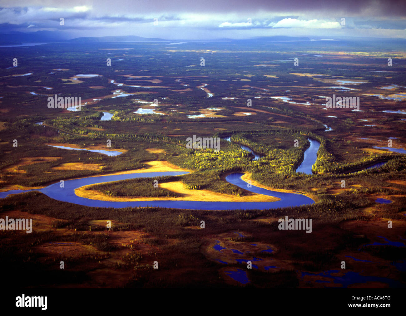 Oxbow Lake Aerial View High Resolution Stock Photography and Images - Alamy