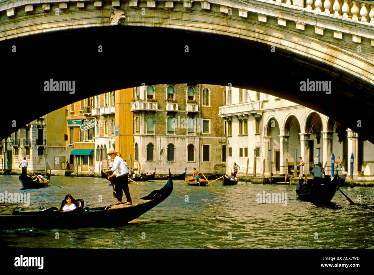 Gondola riders hi-res stock photography and images - Alamy