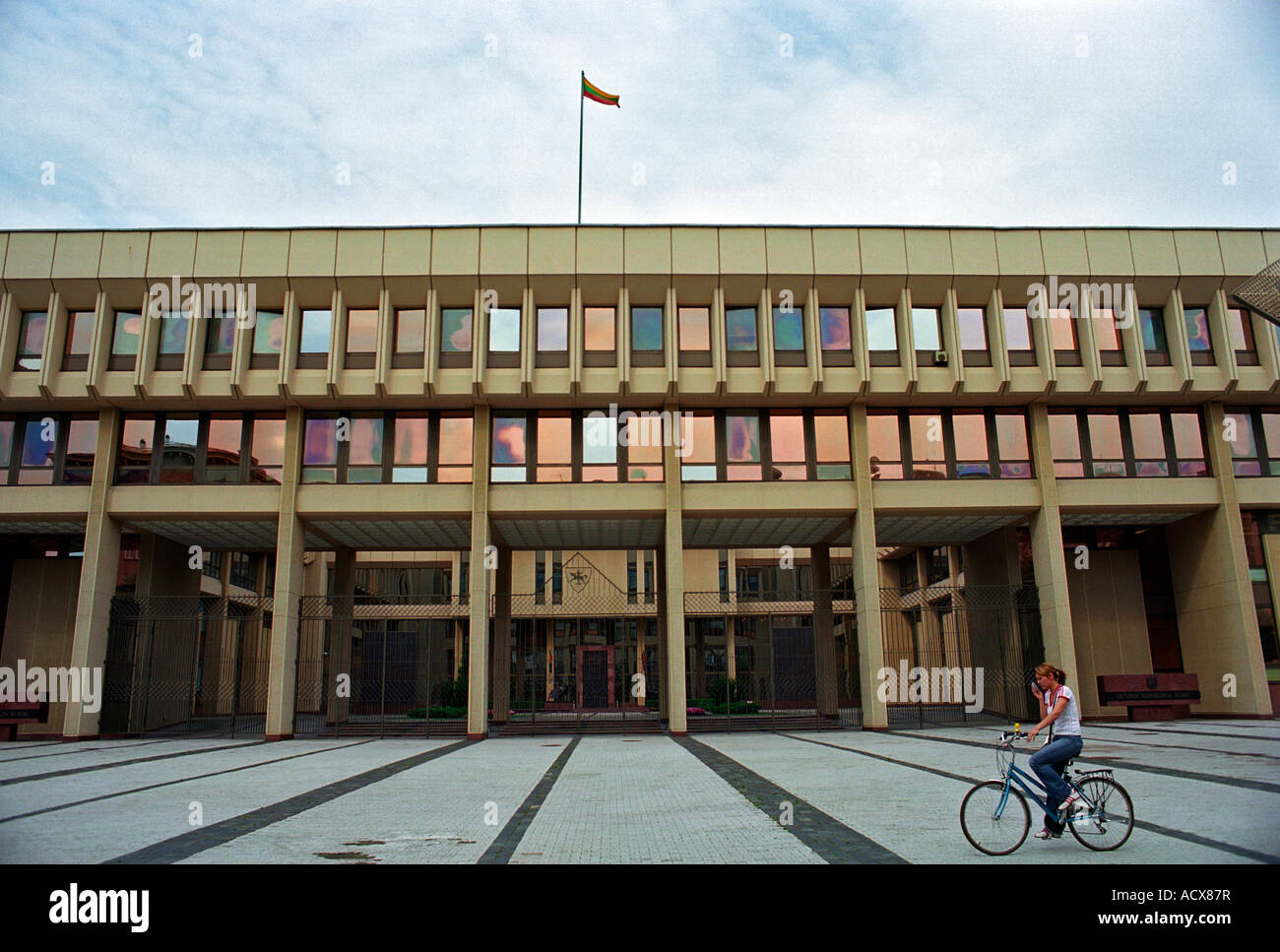 Lithuanian parliament building hi-res stock photography and images - Alamy