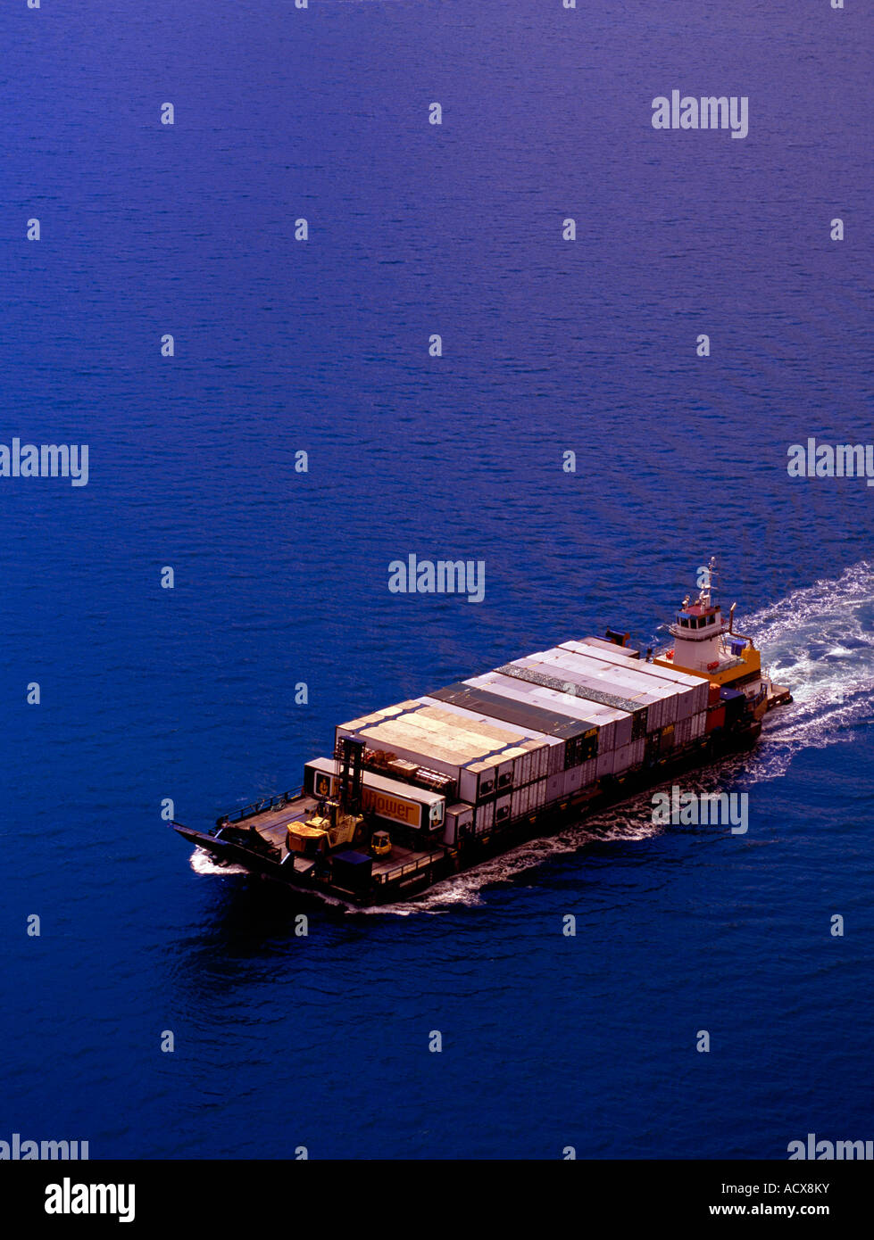 Barge transport hi-res stock photography and images - Alamy