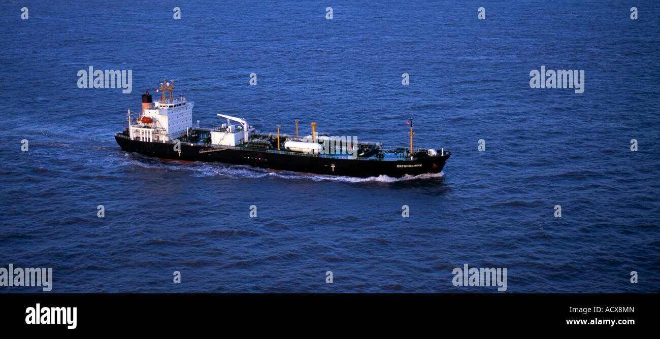 Tanker ship alaska aerial hi-res stock photography and images - Alamy